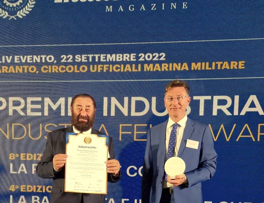 Plastic Puglia di Monopoli insignita del Premio Industria Felix ...
