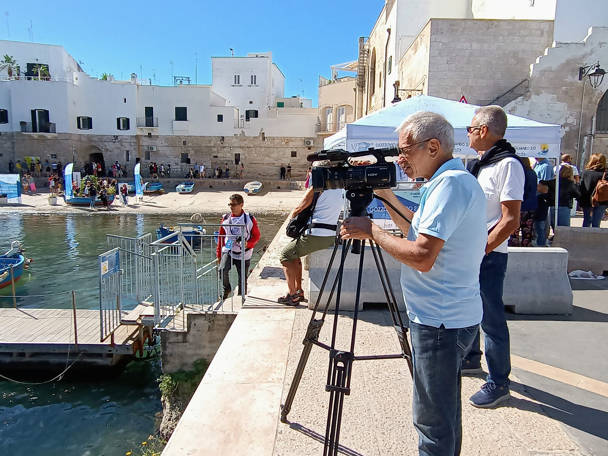 Monopoli. Vita, attività e protagonisti del centro storico. - Monopoli Tre Rose