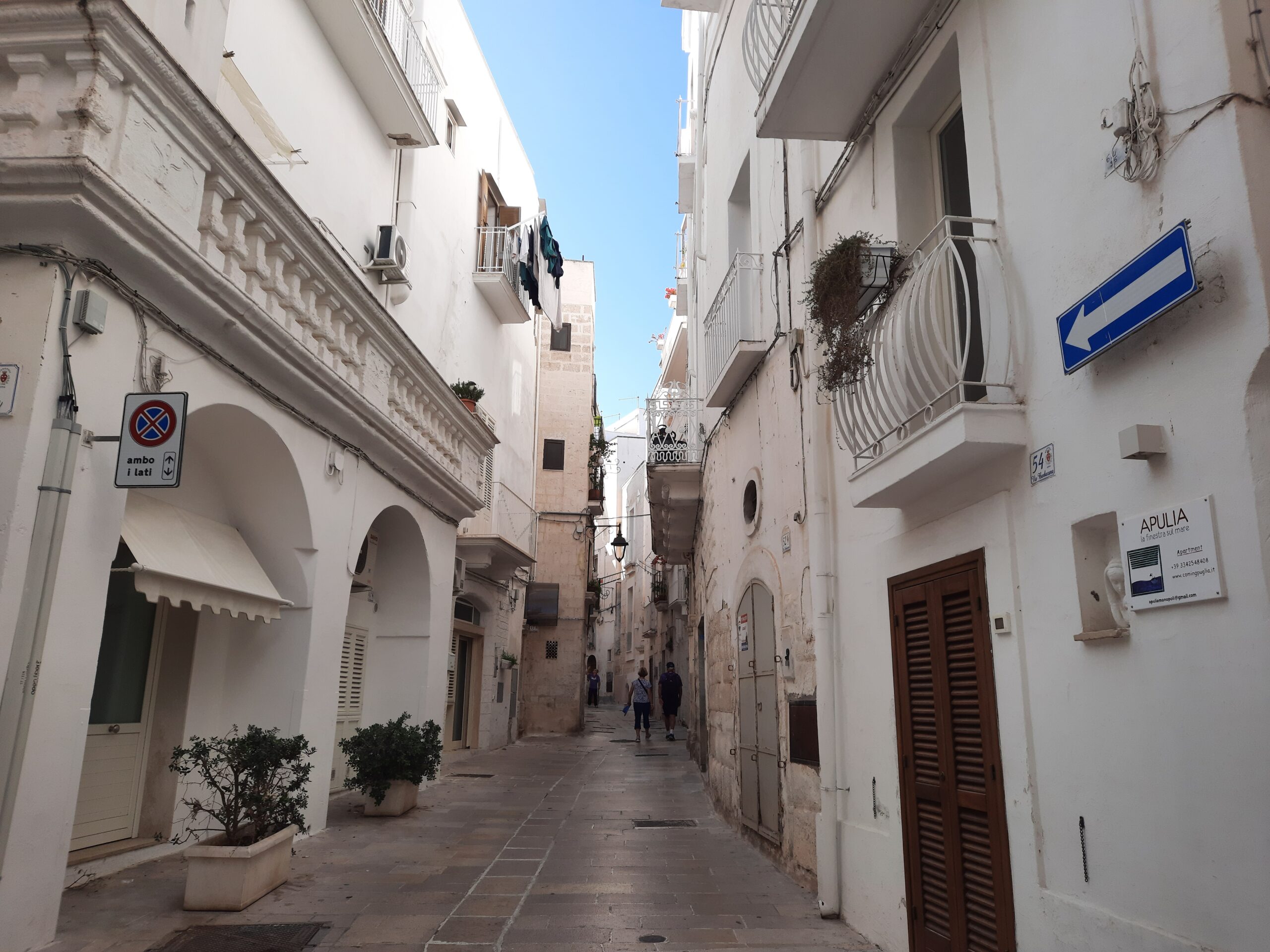 Monopoli. Centro Storico. Storia e stato attuale. - Monopoli Tre Rose