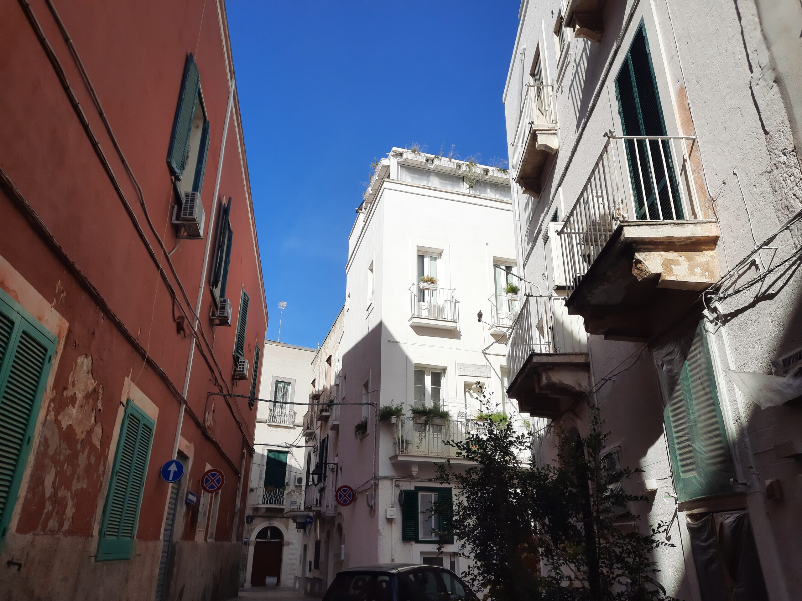 Monopoli. Centro Storico. Storia e stato attuale. - Monopoli Tre Rose