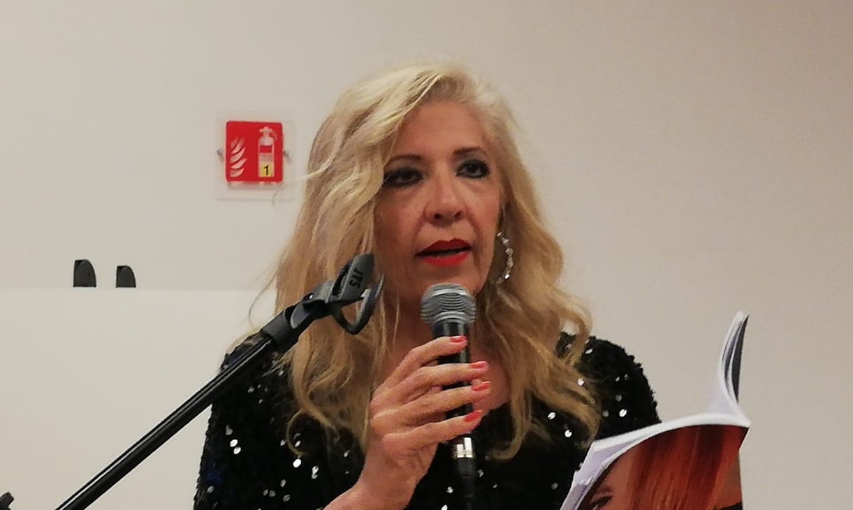 Marina Meuli e le sue poesie. - Monopoli Tre Rose